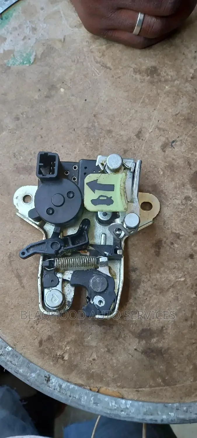 Hyundai Elantra 2011-2017 Boot Locker Available in Abossey Okai ...