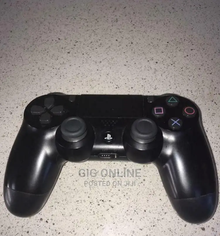 Ps4 Controller Uk Used in Accra Metropolitan - Video Game Consoles, Gig ...