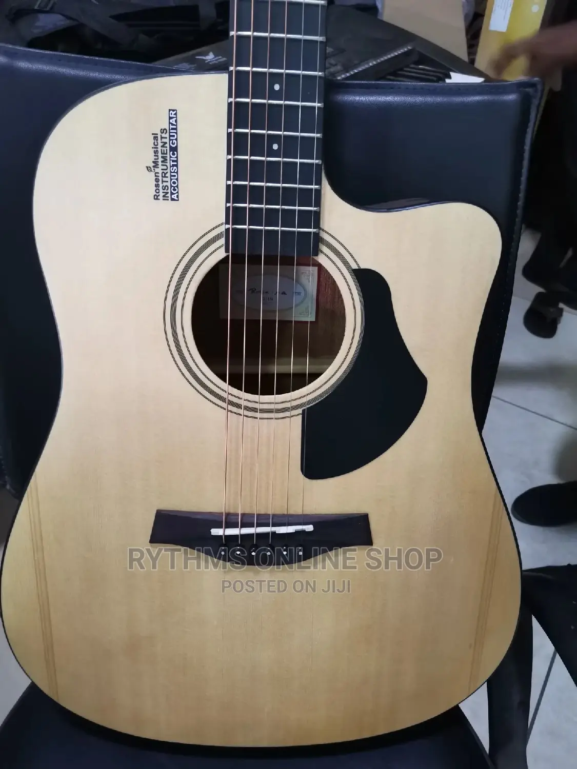 Acoustic Guitar (Rosen) in Accra Metropolitan - Musical Instruments ...