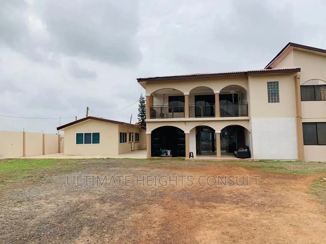 9bdrm Mansion in Community 18, Tema Metropolitan for Sale in Tema ...