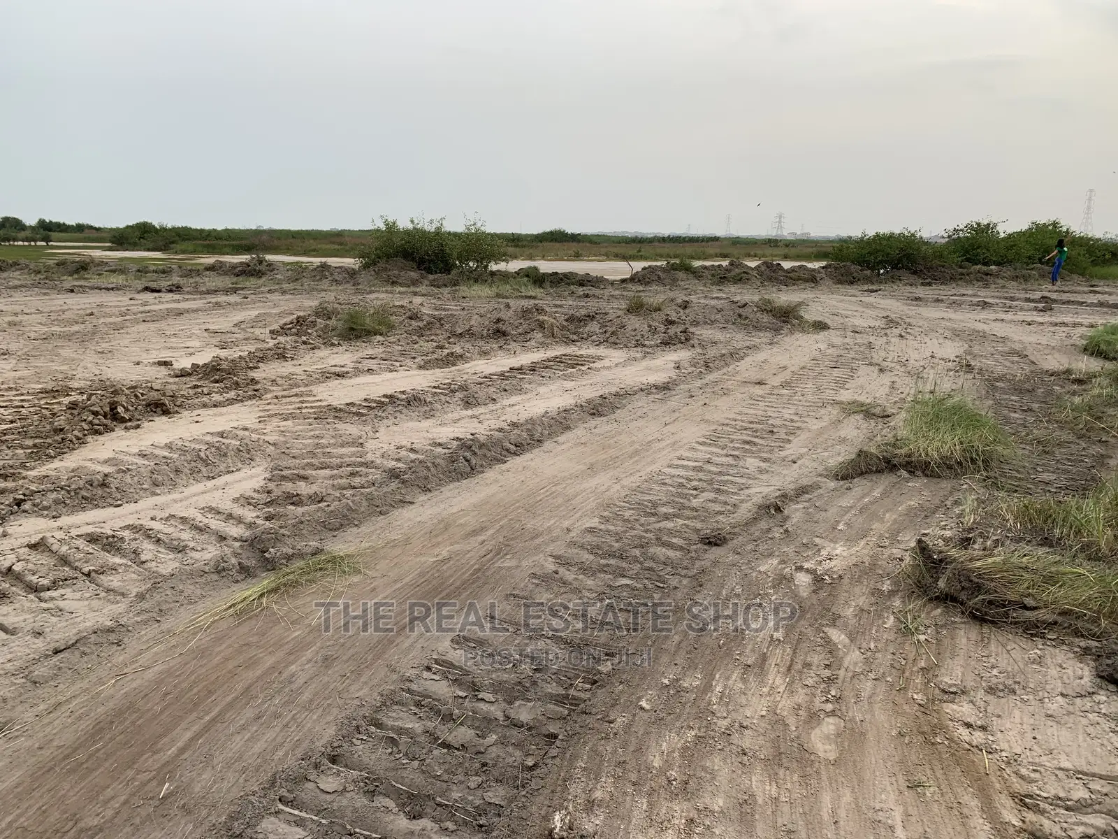 Multi Usage Full Plots at Tema Community 25 in Tema Metropolitan - Land ...