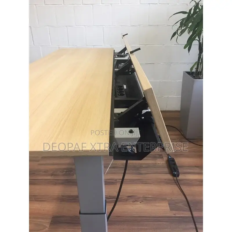 Bene Electric Seat Standing Desk 200x80 Oak Cable Flap in Lapaz ...