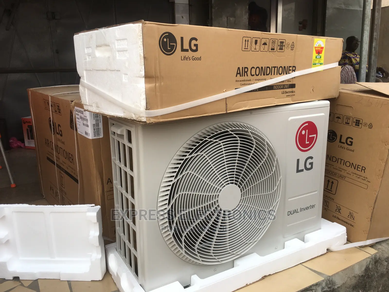Soft Care Airflow Exchange Lg 2.0hp Split R410 S4-18tzcaa in Adabraka ...