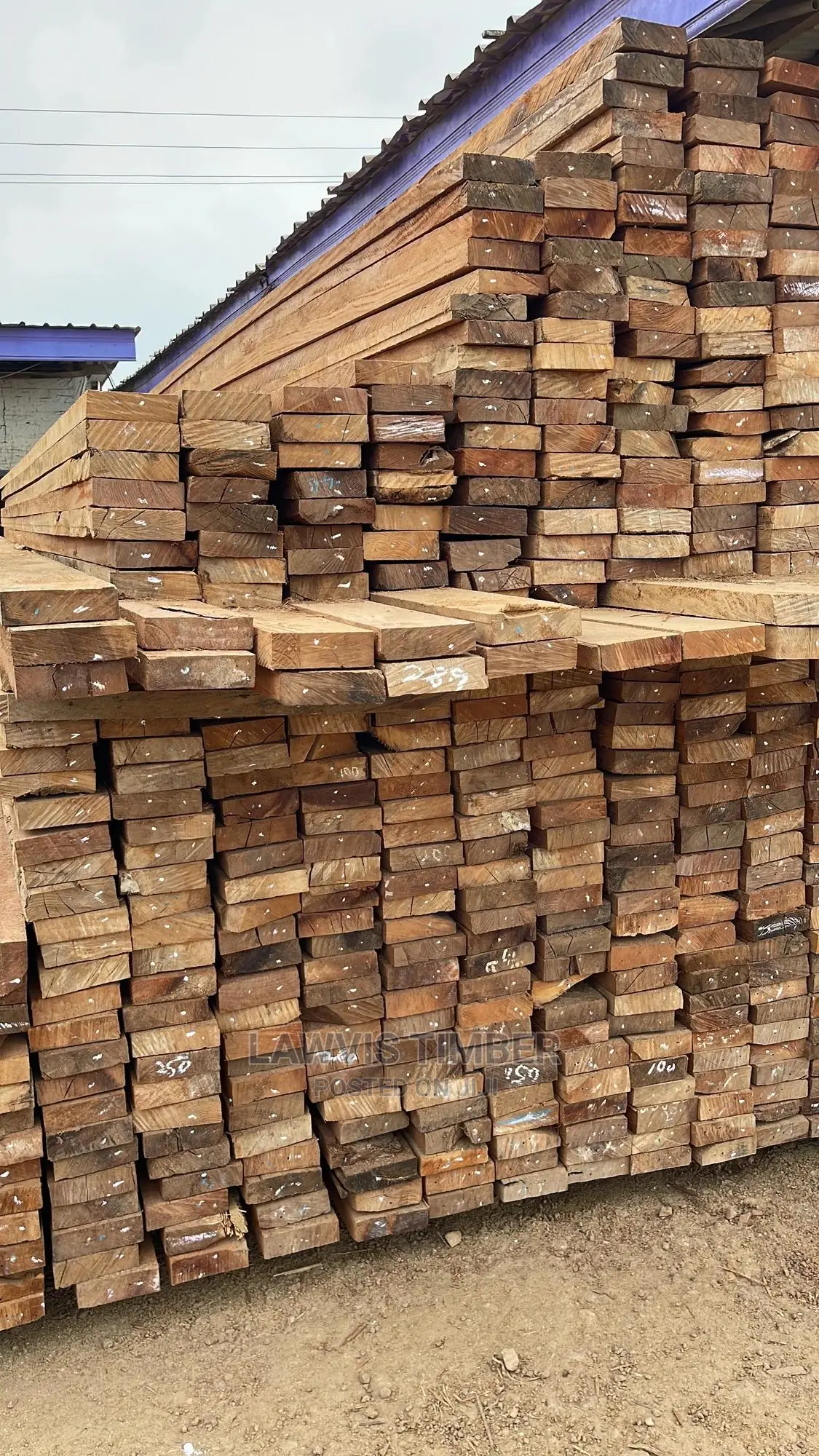 Watapuo Wood / Roofing Wood / Hardwood in Accra Metropolitan - Building ...