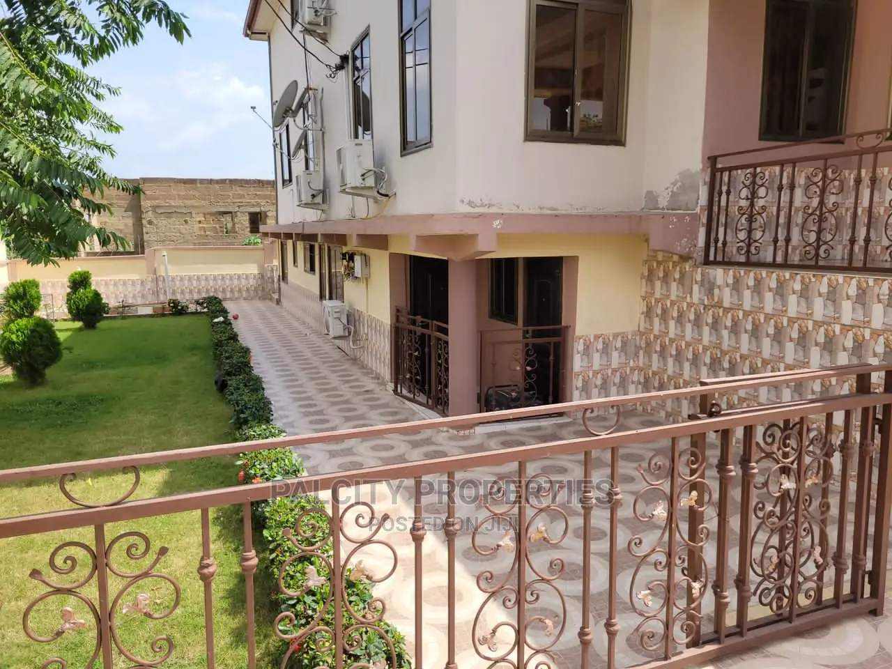8bdrm Mansion in Santasi Trede, Kumasi Metropolitan for rent in Kumasi ...