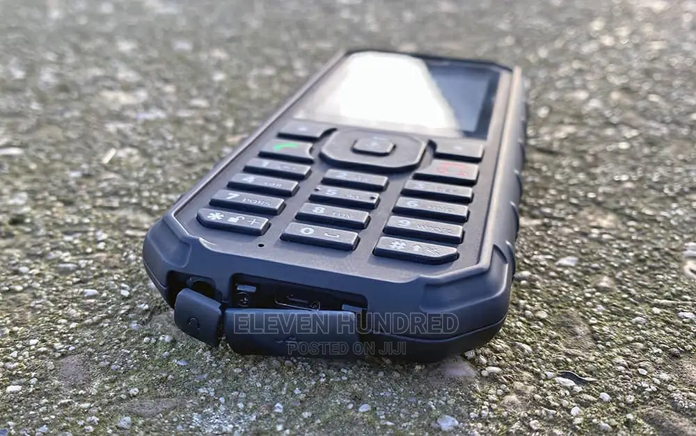 Cat B35 4 GB Black in Accra Metropolitan - Mobile Phones, Eleven ...