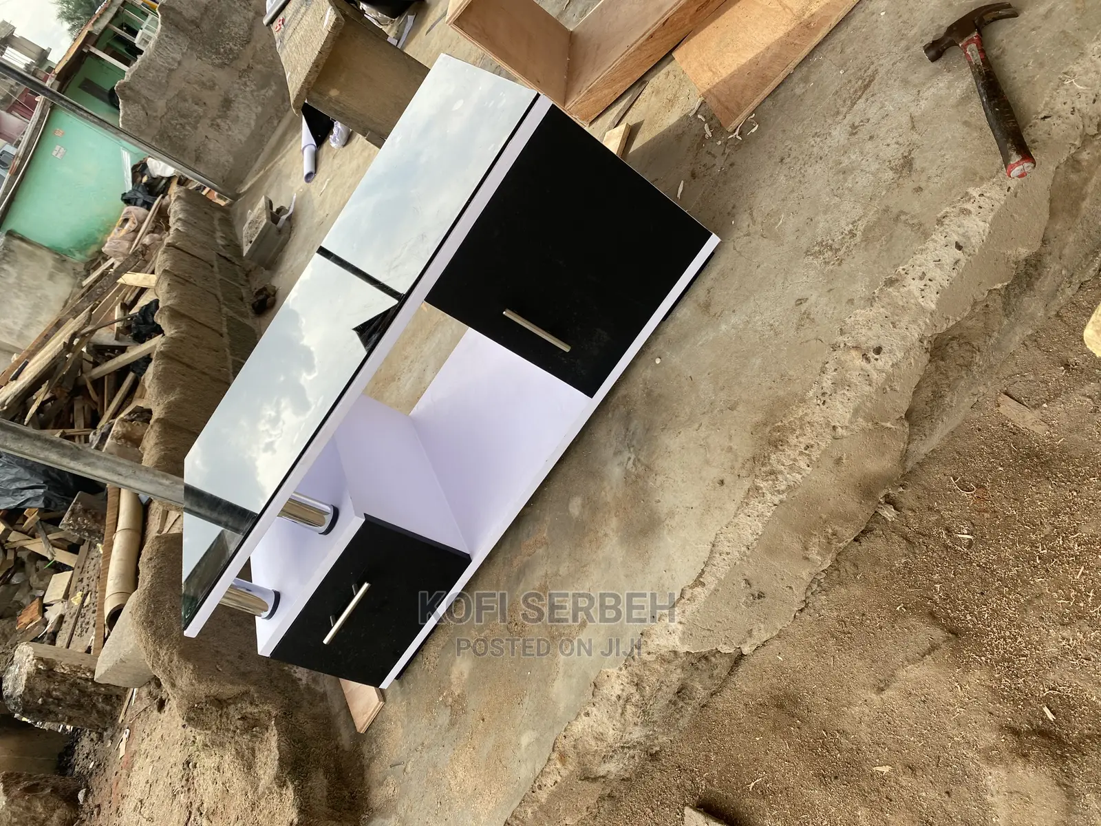 Top Glass Wooden Center Table in Kumasi Metropolitan - Furniture, Kofi ...