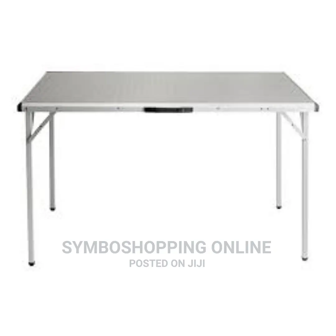 Crivit Campingtisch Foldable Table in Airport Residential Area ...