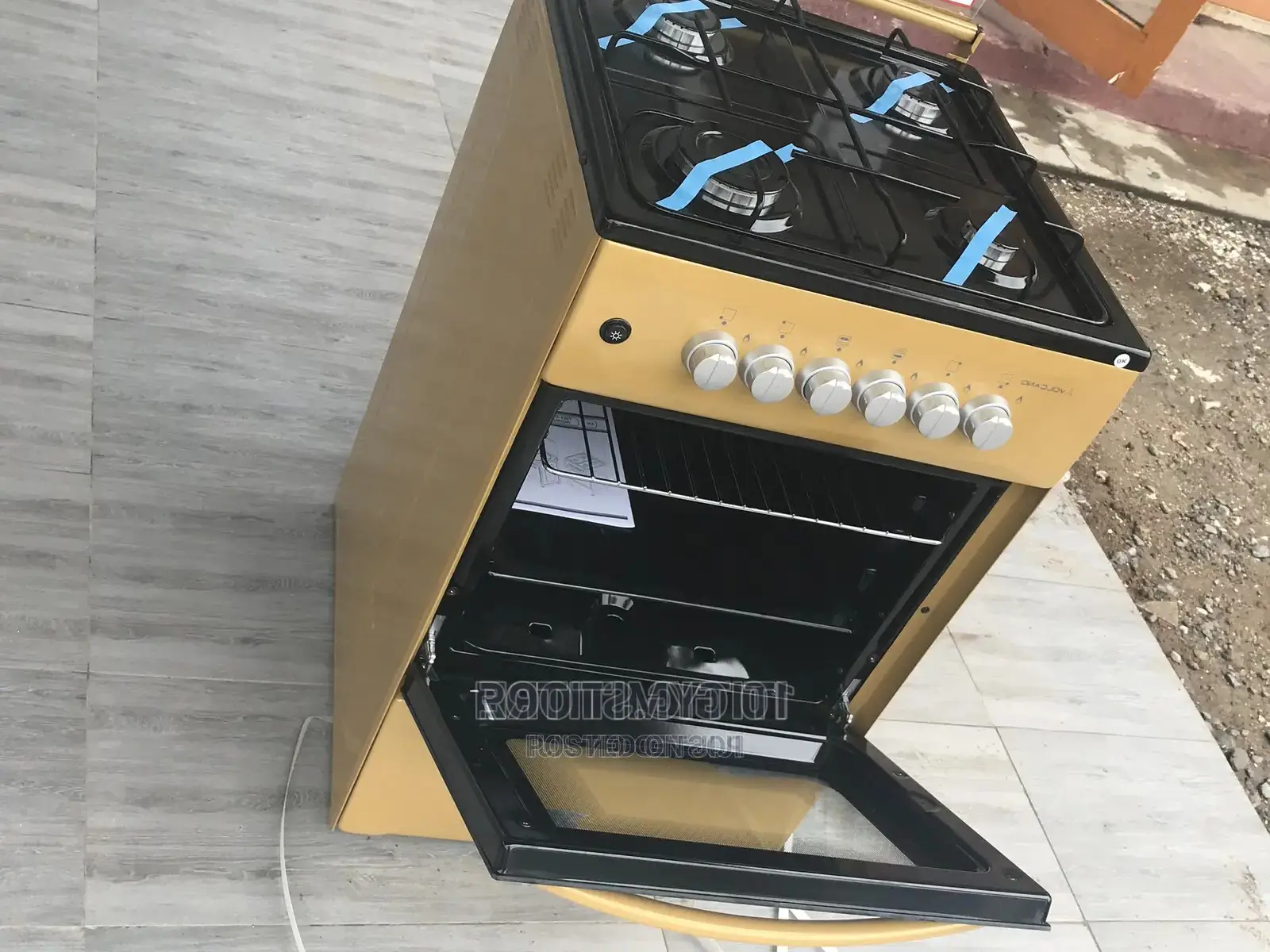 Gas Cooker / Gold Color in Accra Metropolitan - Kitchen Appliances ...