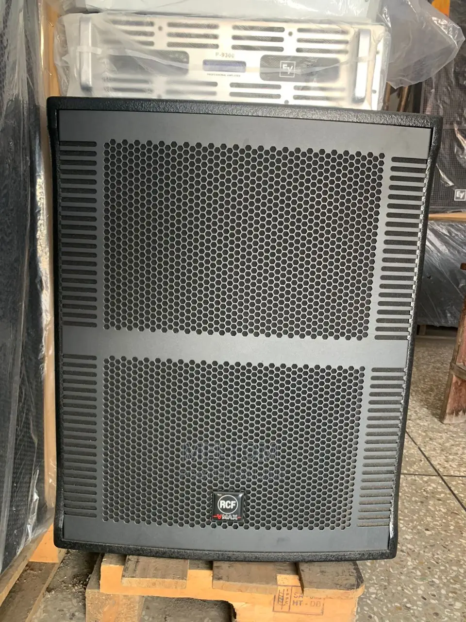 RCF Single Bass Subwoofer in Accra Metropolitan - Audio & Music ...
