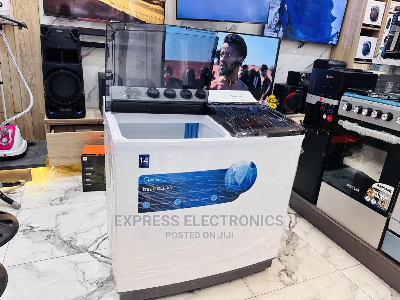 Easy to Operate Control Panel Full Plastic Body Midea 12kg in Adabraka ...