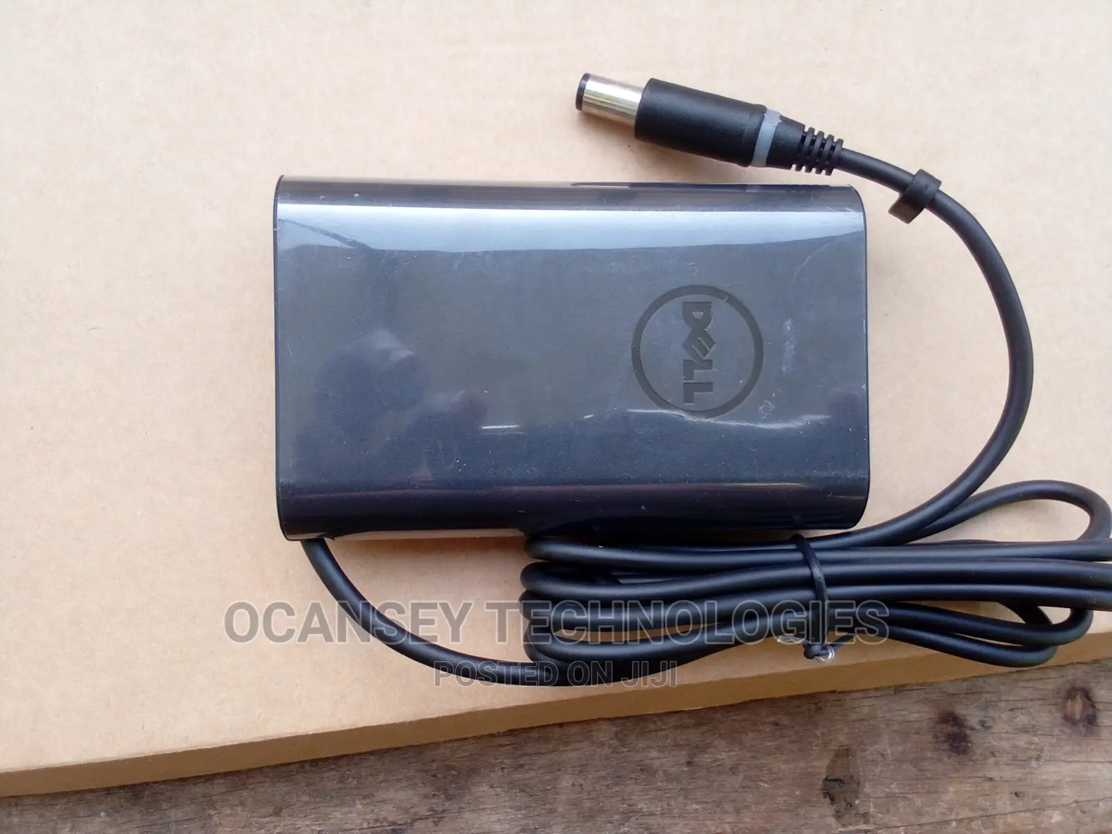 Original Dell Oval Shape Charger 65w 19.5v 3.24A Big Pin in Accra New ...