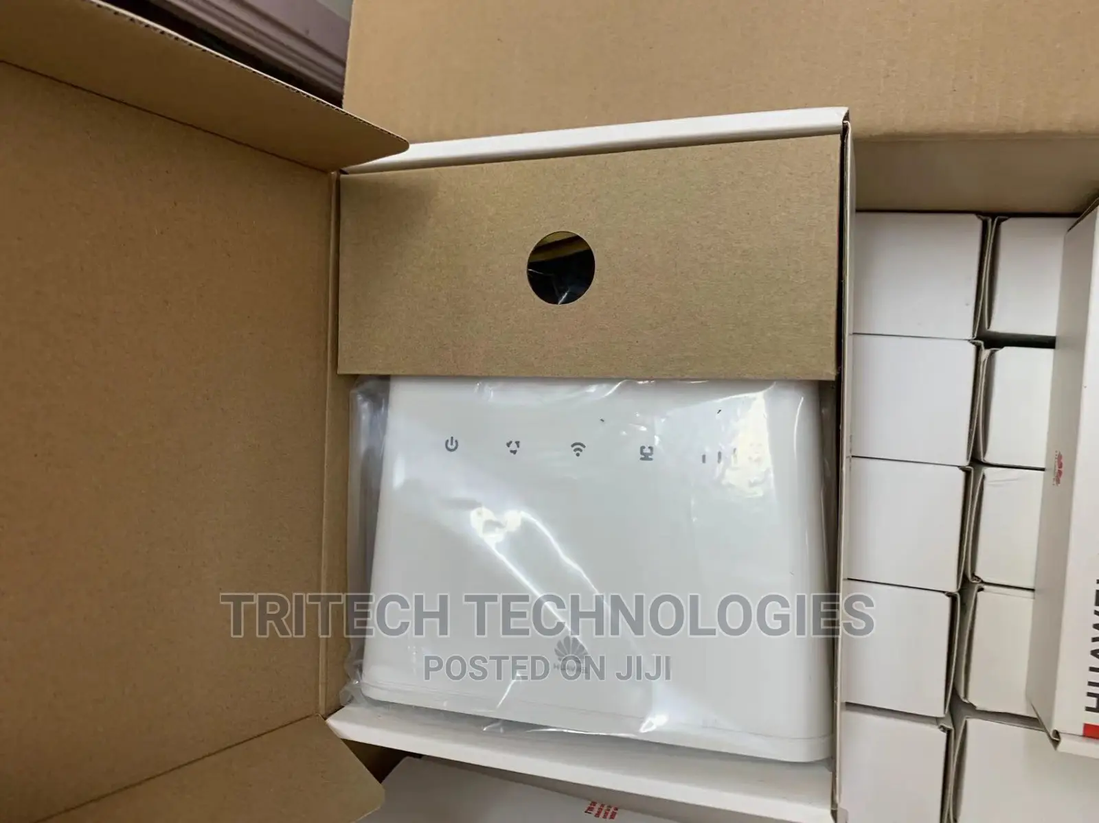 Huawei 4g Router 2 -B311-221 Universal Sim Router in Lapaz - Networking ...