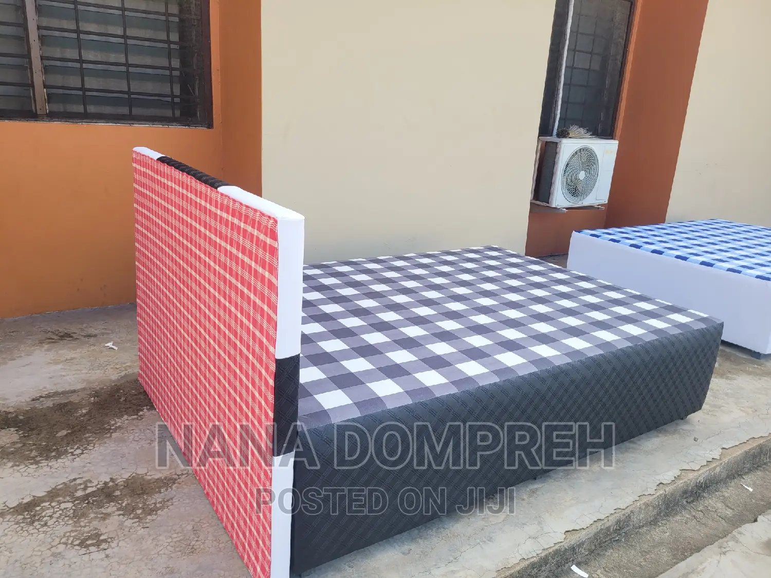 Inbuilt Double Bed in Taifa-Burkina - Furniture, Nana Dompreh | Jiji.com.gh
