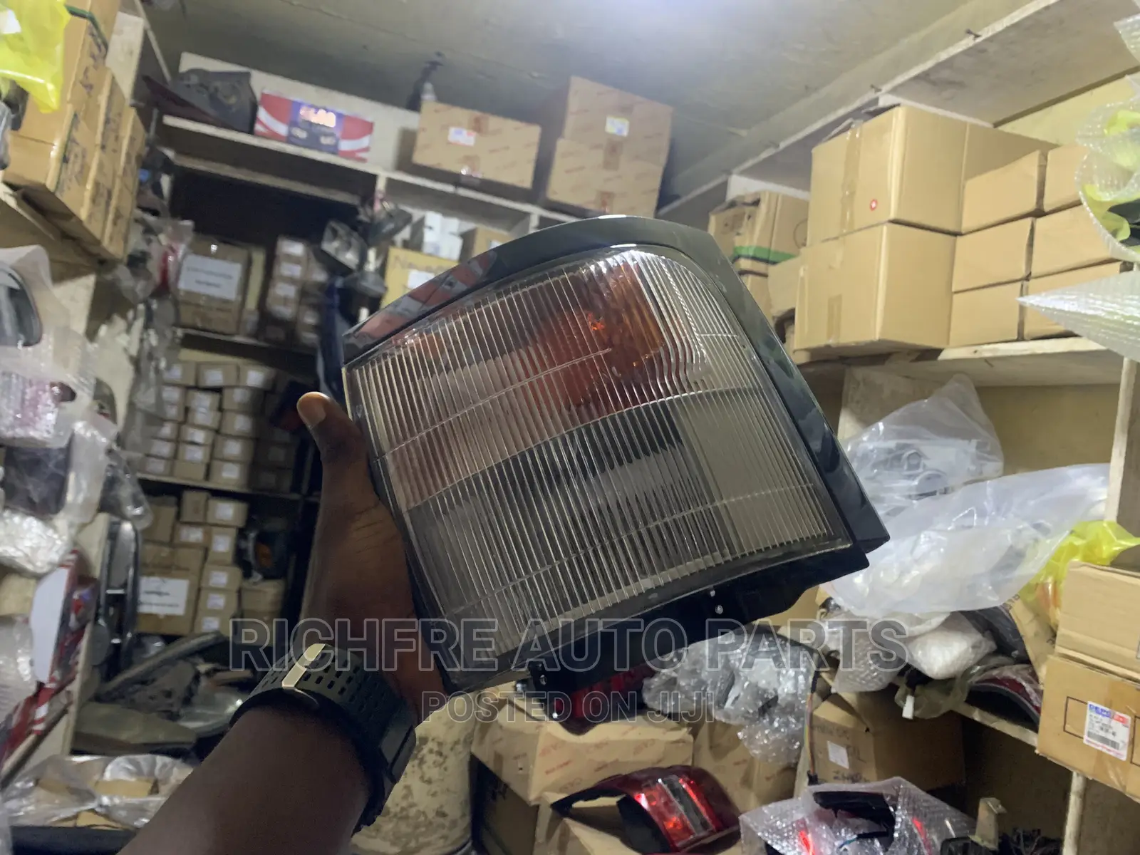 Toyota Coaster Sidelight in Abossey Okai - Vehicle Parts & Accessories ...