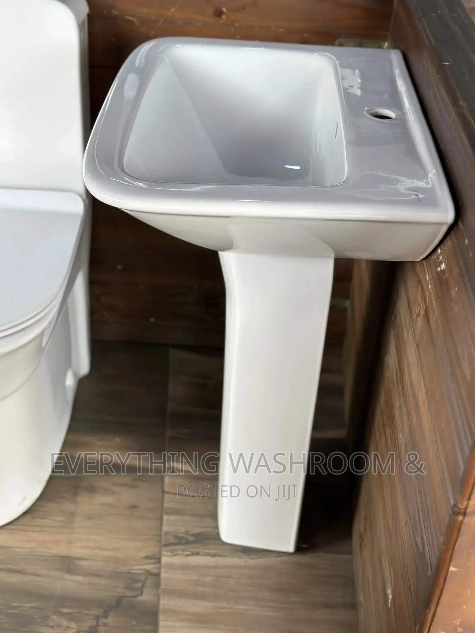 Master Bed WC Basin_water Closet_wash Hand Basin_executive in Accra ...