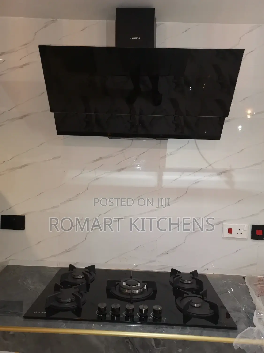 New Turkish Inbuilt 90cm Glass Stove Hob and Heat Extractor in Accra ...