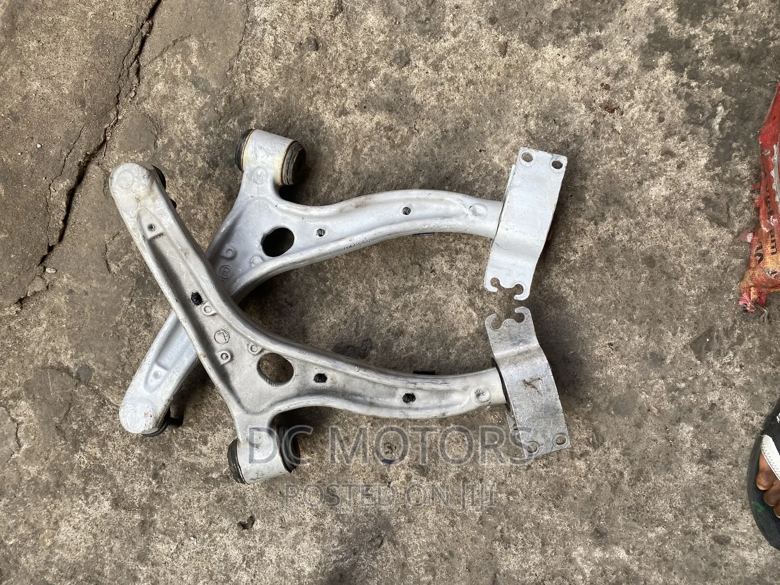 Mercedes CLA Front Lower Control Arm in Abossey Okai - Vehicle Parts ...