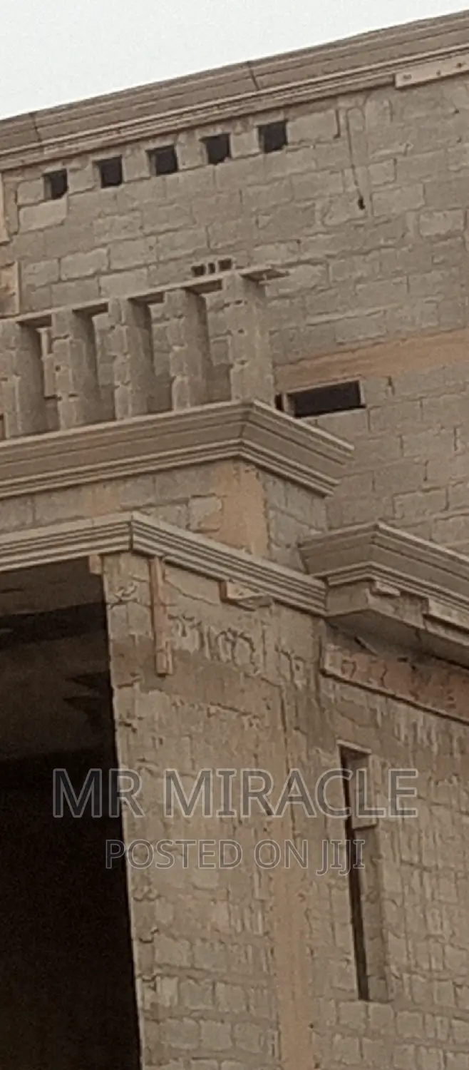 (Art Work)Copping,Parapet,Pillar, Window Design and Wall Age in ...