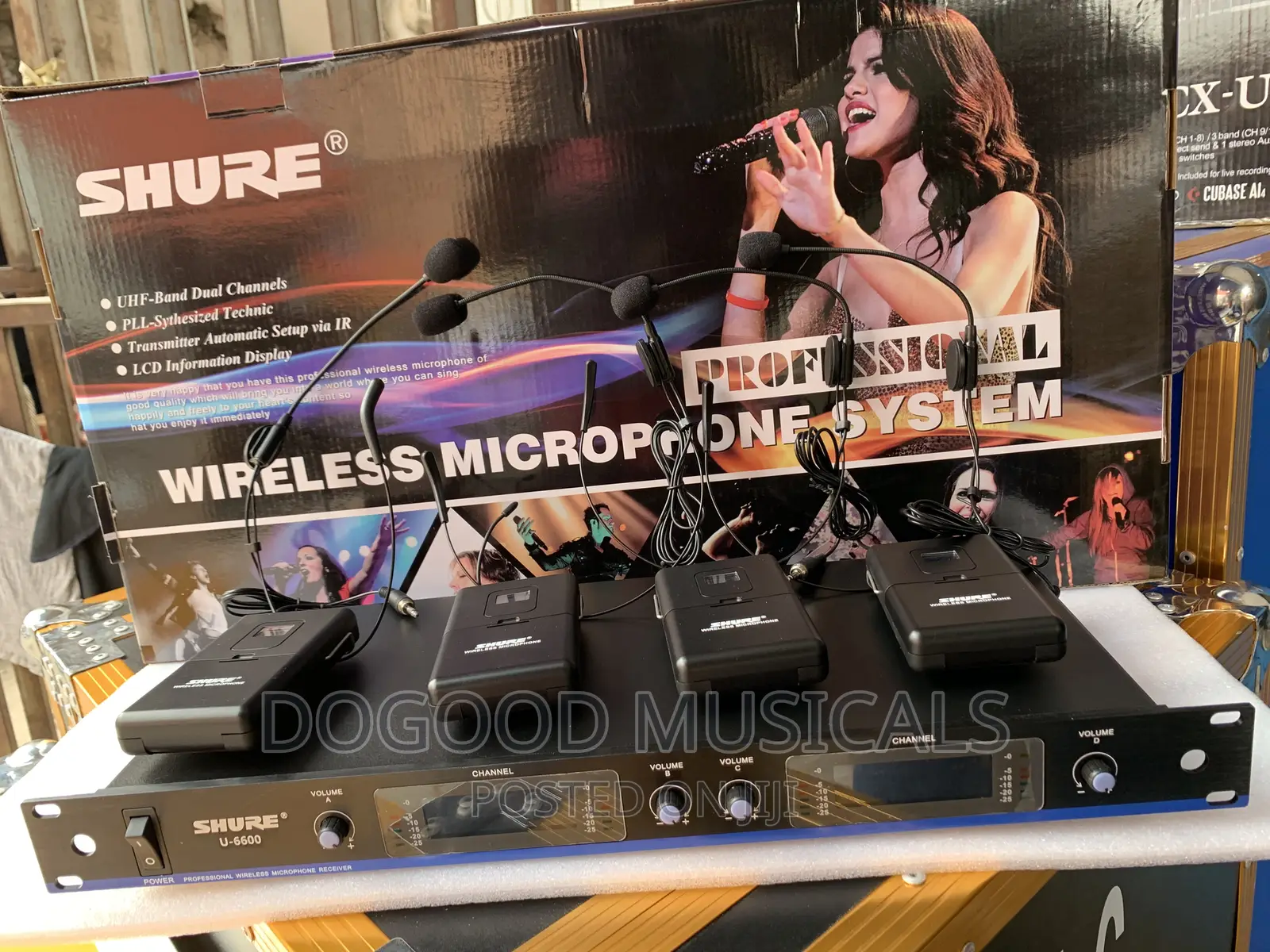 Shure U-6600 4in1 Lapel(Head)Wireless Microphone in Accra Metropolitan ...