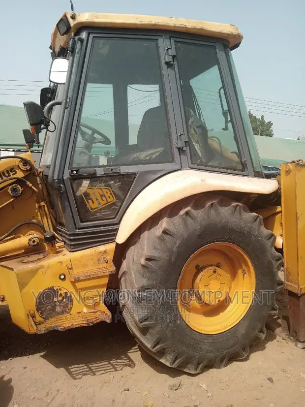 JCB Backhoe Available for Rent Call for Negotiation in Accra ...
