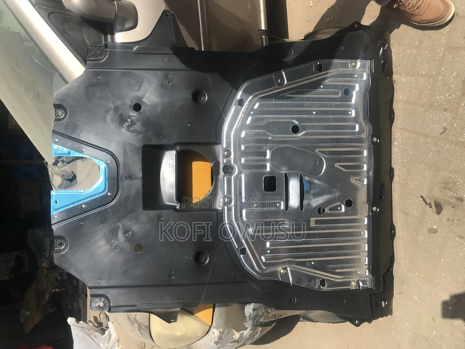 Honda Civic 2020 Engine Mud Guard in Abossey Okai - Vehicle Parts ...