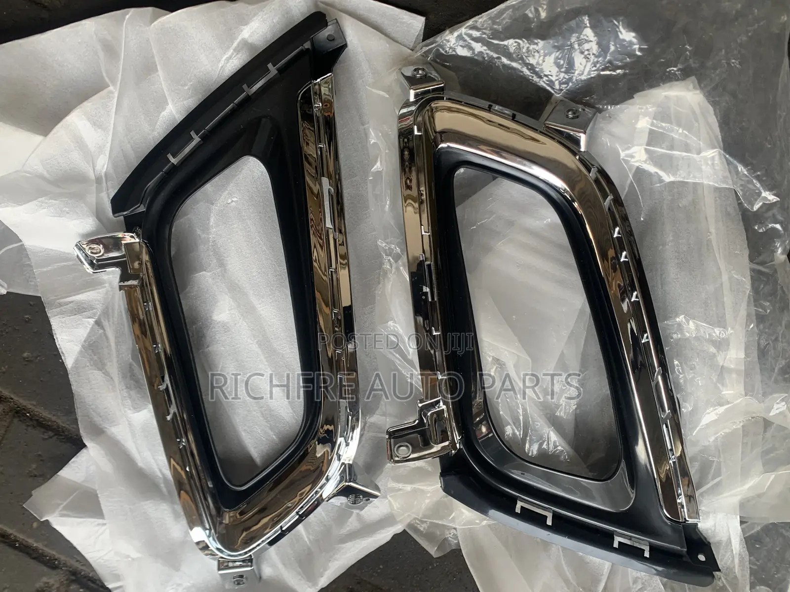 Kia Optima Foglight and Cover in Abossey Okai - Vehicle Parts ...