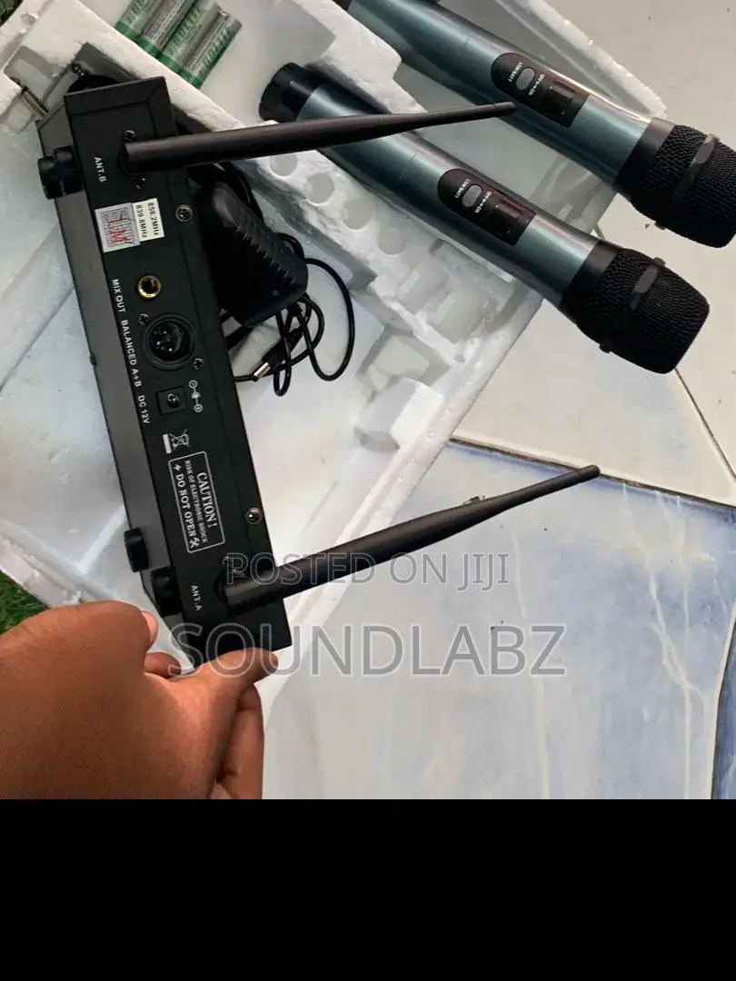 Max DH-769 Dual Channel UHF Wireless Microphone System in Accra Metropolitan - Audio & Music ...