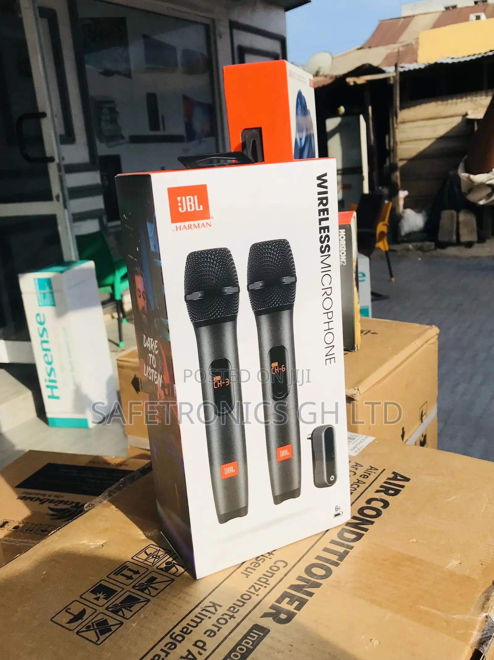 Black Wireless Electric JBL Microphone in Adabraka - Audio & Music ...