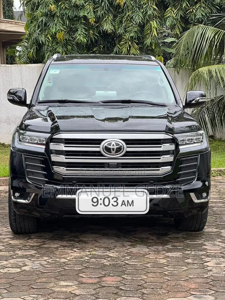 Toyota Land Cruiser Prado / V8 in Accra Metropolitan - Rental Services ...