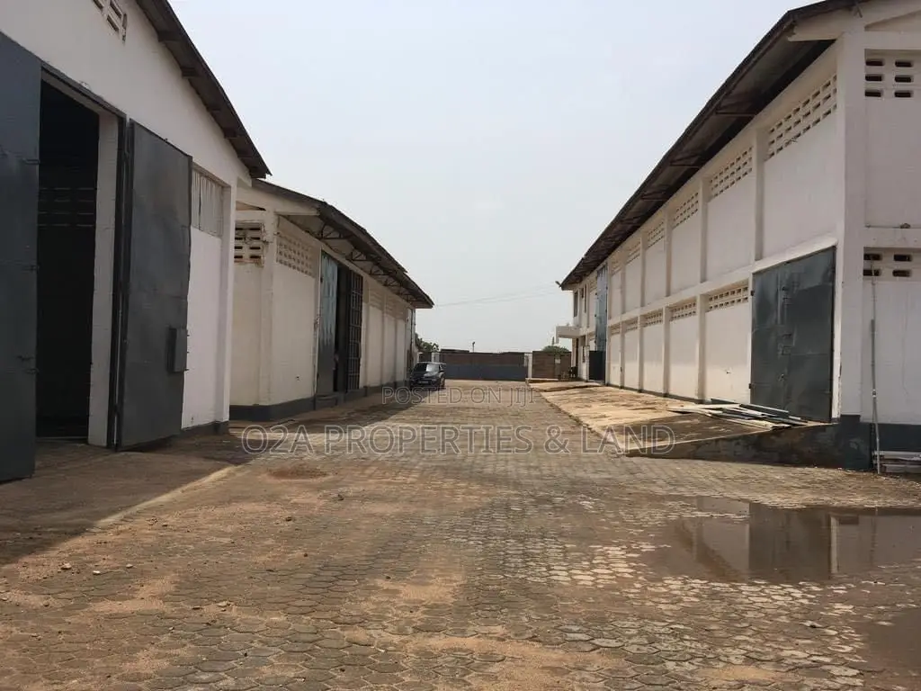 Werehouse Plus Office Building at Tema Community 12 in Sakumono ...