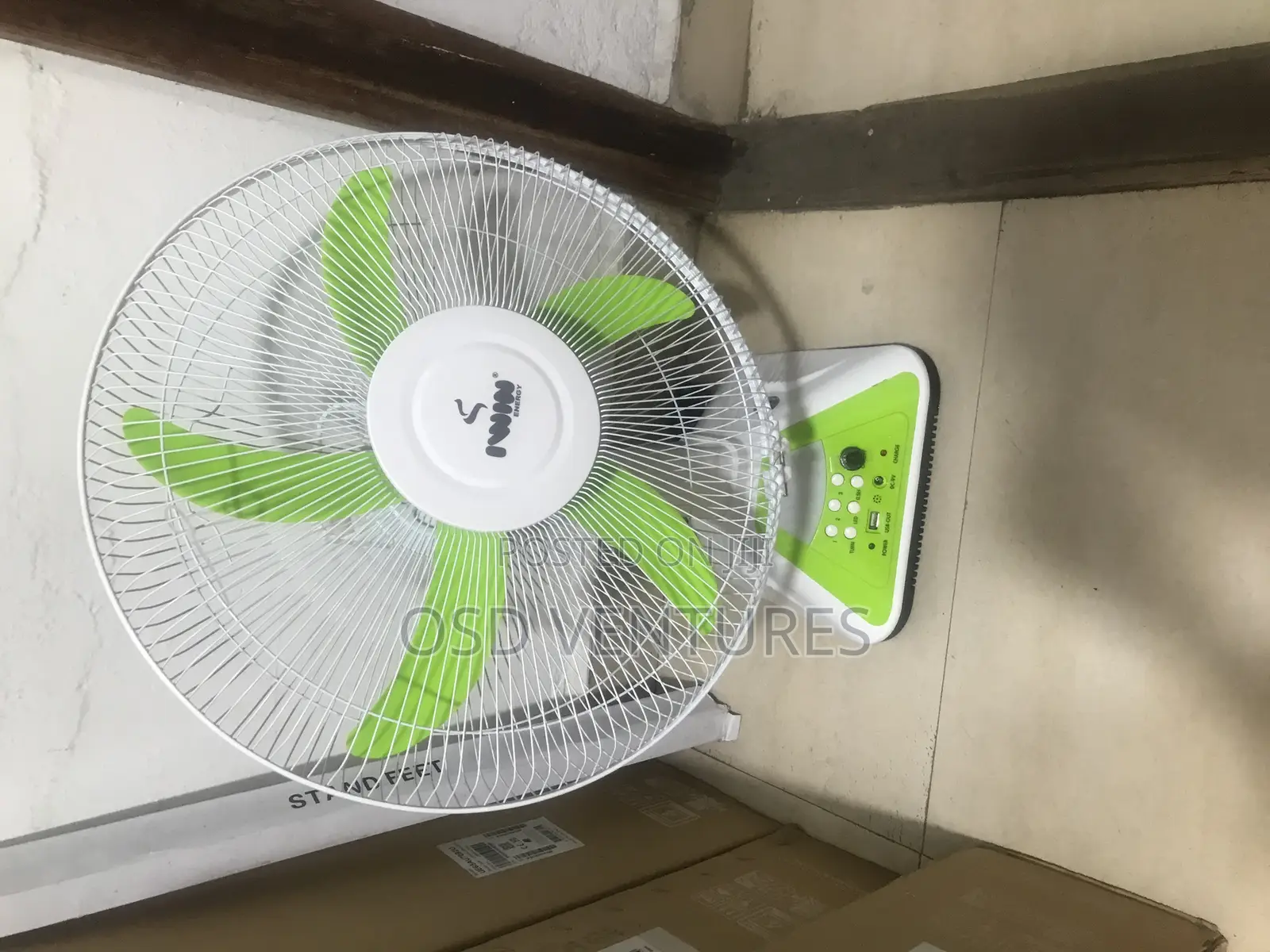 Introducing Iwin 16” Rechargeable Solar Wall and Table Fan in Accra New ...