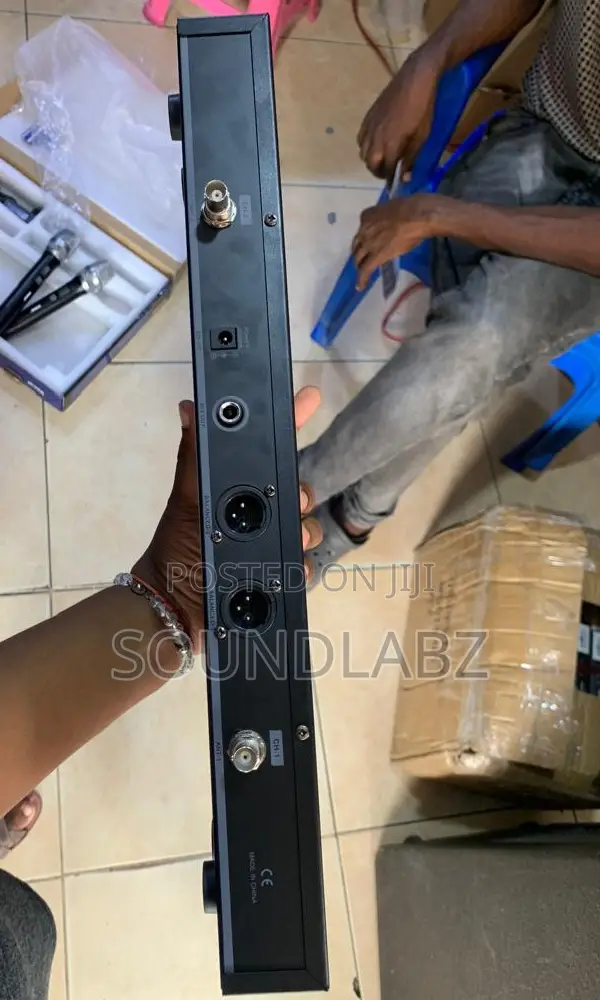 Shure MX55 Professional Dual Wireless Microphone in Accra Metropolitan - Audio & Music Equipment ...