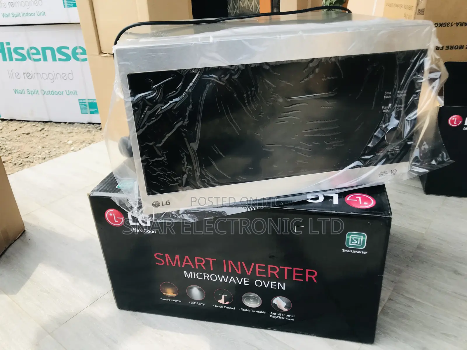 Highly New LG Silver Smart Inverter Microwave With Grill in Accra ...