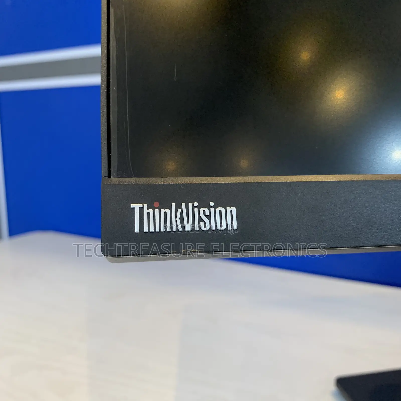 Lenovo Thinkvision QLED Resolution 75hz Monitor in Kumasi Metropolitan ...