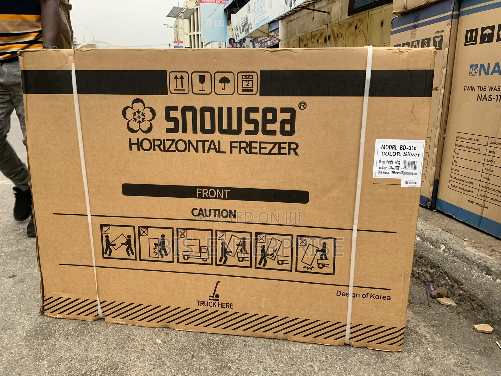 Snowsea Chest Freezer 316 M 270 Liters in Accra Metropolitan - Kitchen ...