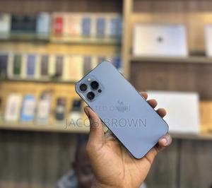 Apple iPhone 13 Pro Max 256 GB Blue in Accra Metropolitan - Mobile Phones, Jacob Brown | Jiji.com.gh