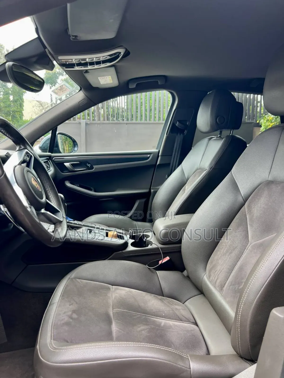 Porsche Macan Base 2017 Blue in Accra Metropolitan - Cars, Andrew ...