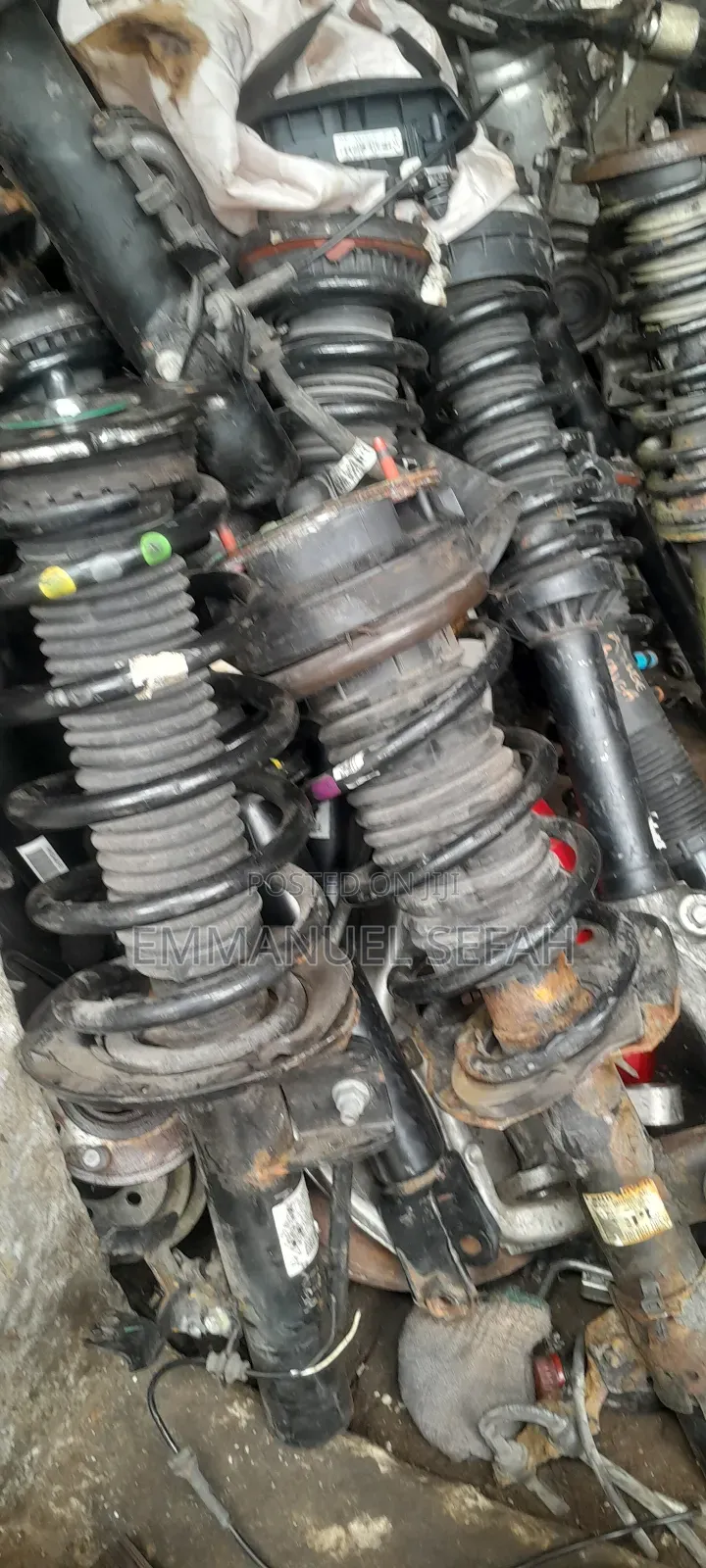Range Rover Evoque Shock Absorbers in Abossey Okai - Vehicle Parts ...