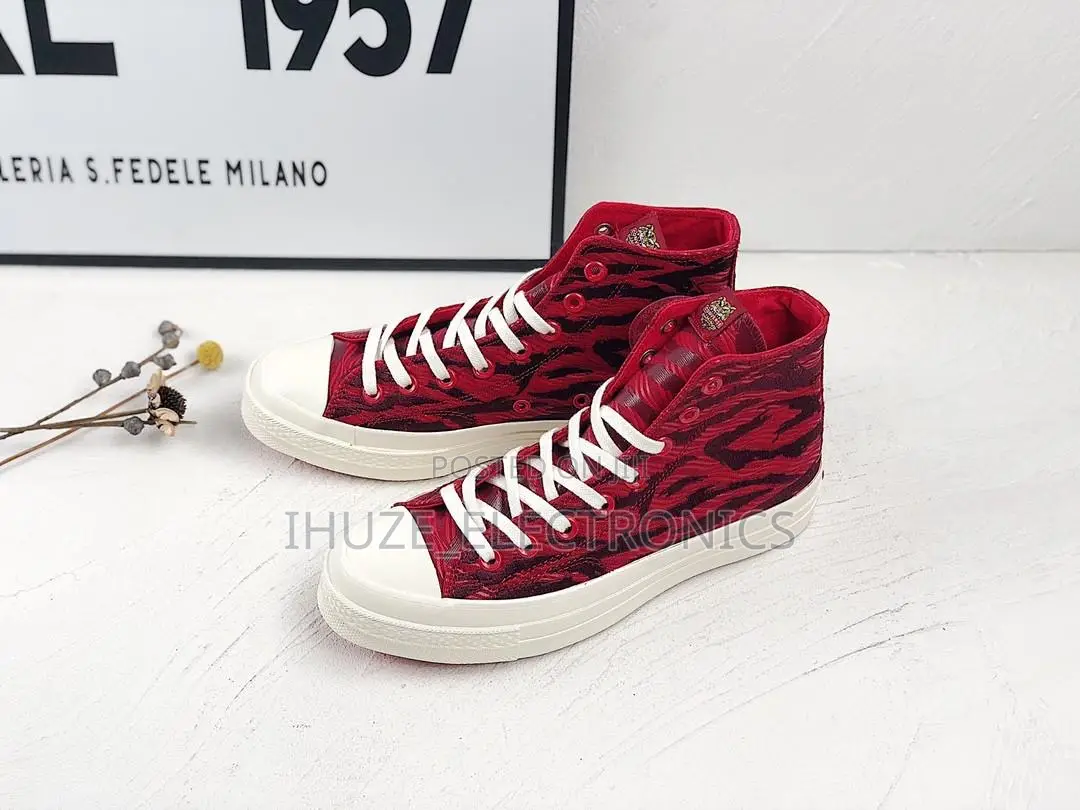 Converse Chuck 70 Hi Year of the Tiger Red (Size 41-44) in Accra ...