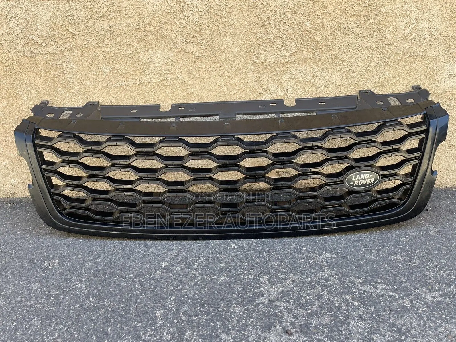 Range Rover Velar Front Shells/Grille 2017 2018 2019 2020 in Abossey ...
