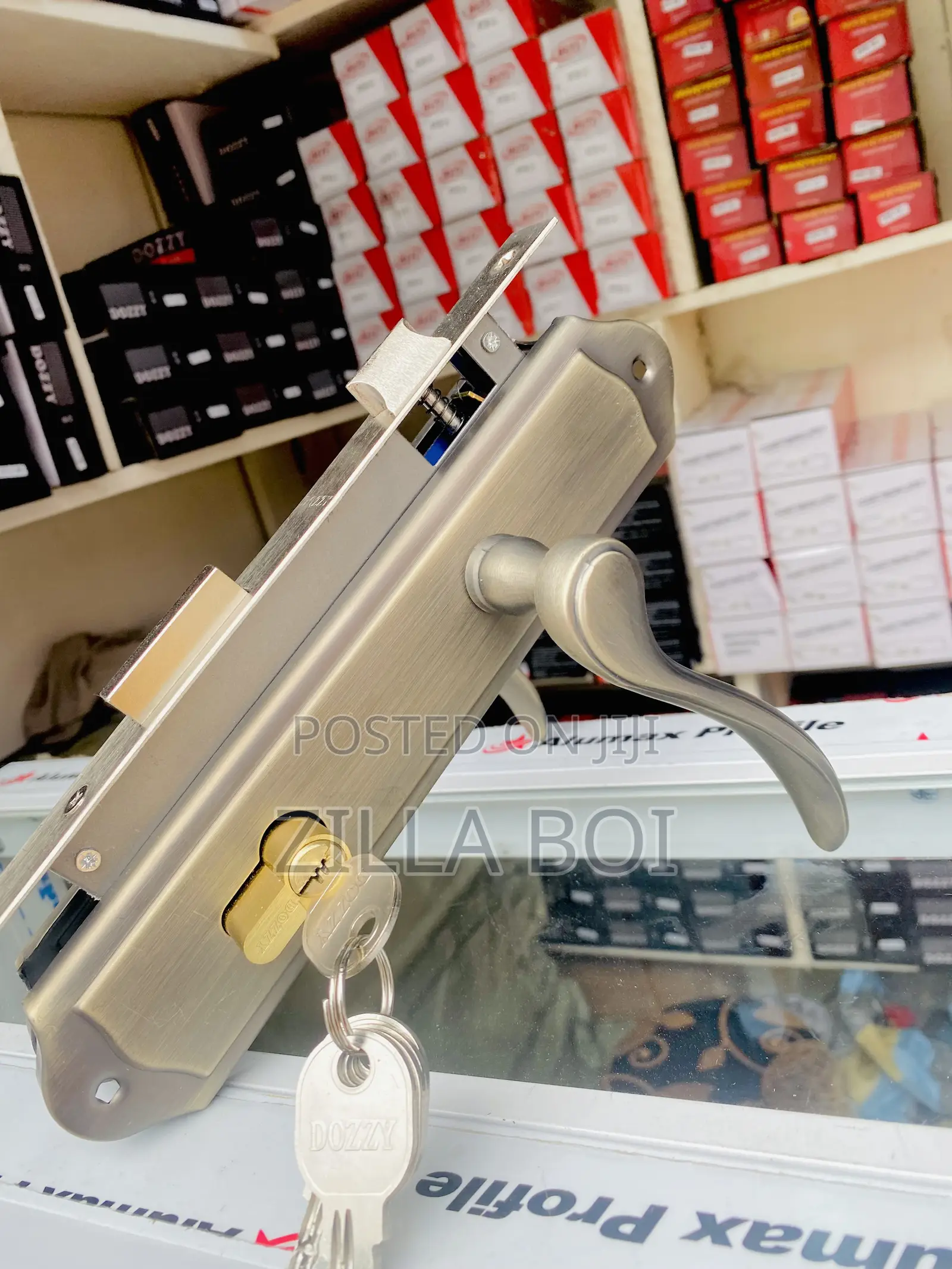 Big Lock Dozzy in Accra Metropolitan - Doors, Edukasin Locks | Jiji.com.gh