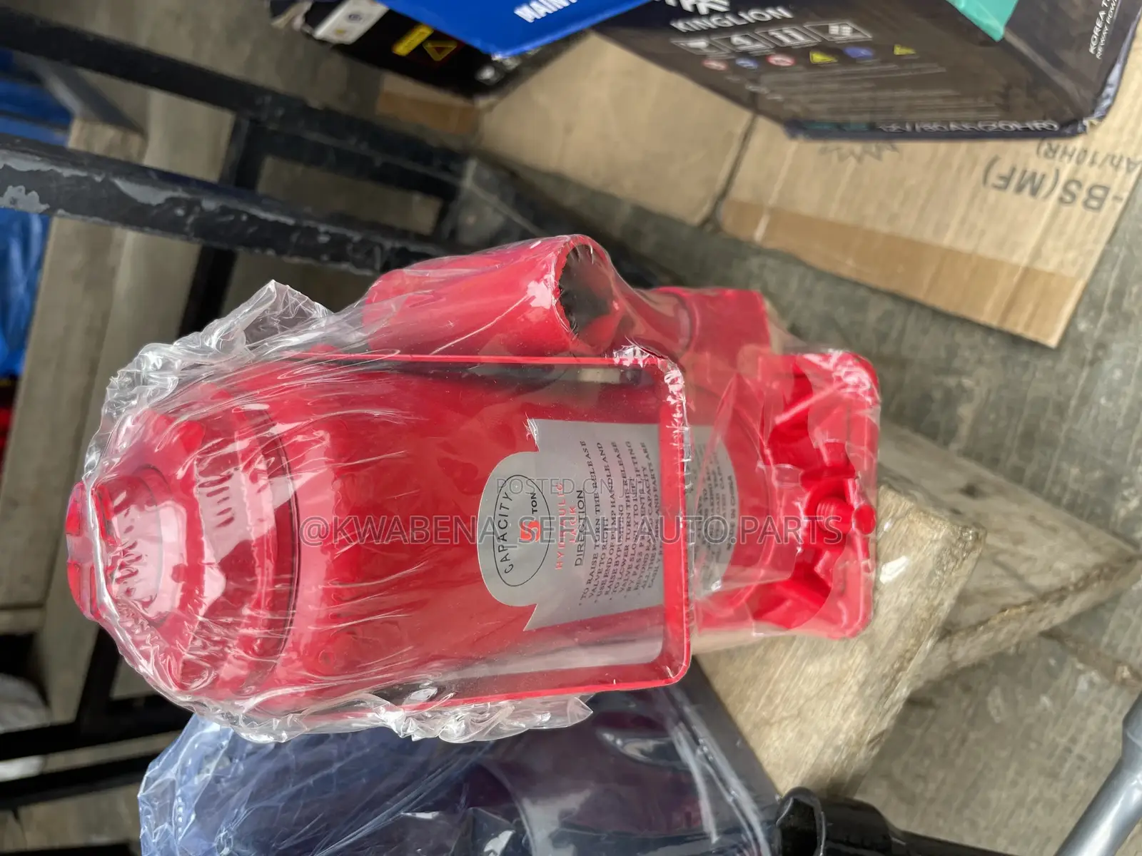 Original Car Hydraulic Jacks Available for All Cars in Abossey Okai ...