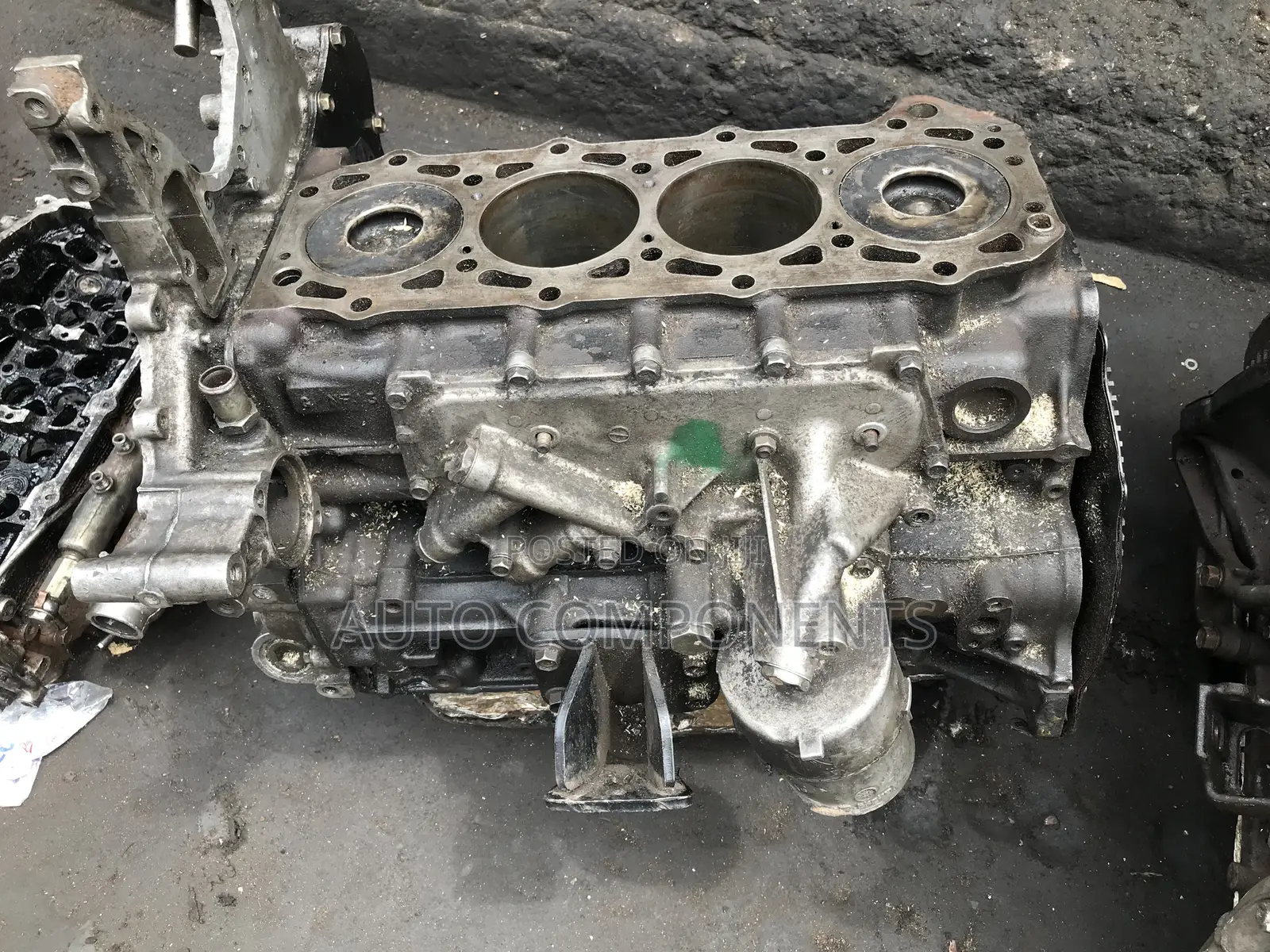 Nissan Stanbic Engine Half Block in Abossey Okai - Vehicle Parts ...