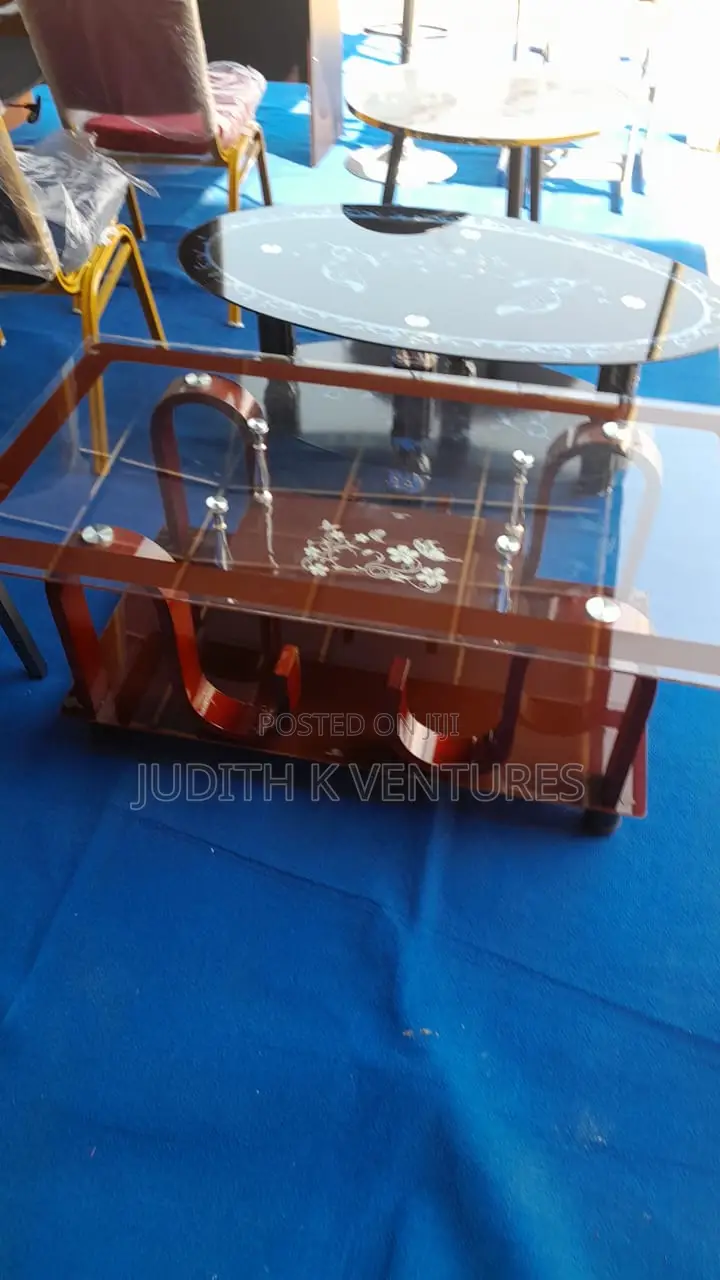 Center Table in Kaneshie - Furniture, Judith Kisseih | Jiji.com.gh
