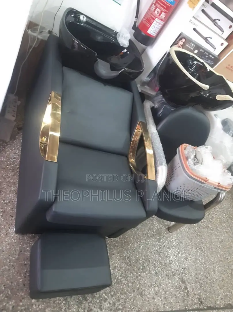 Executive Saloon Hair Wash Basin With Chair in Accra Metropolitan ...