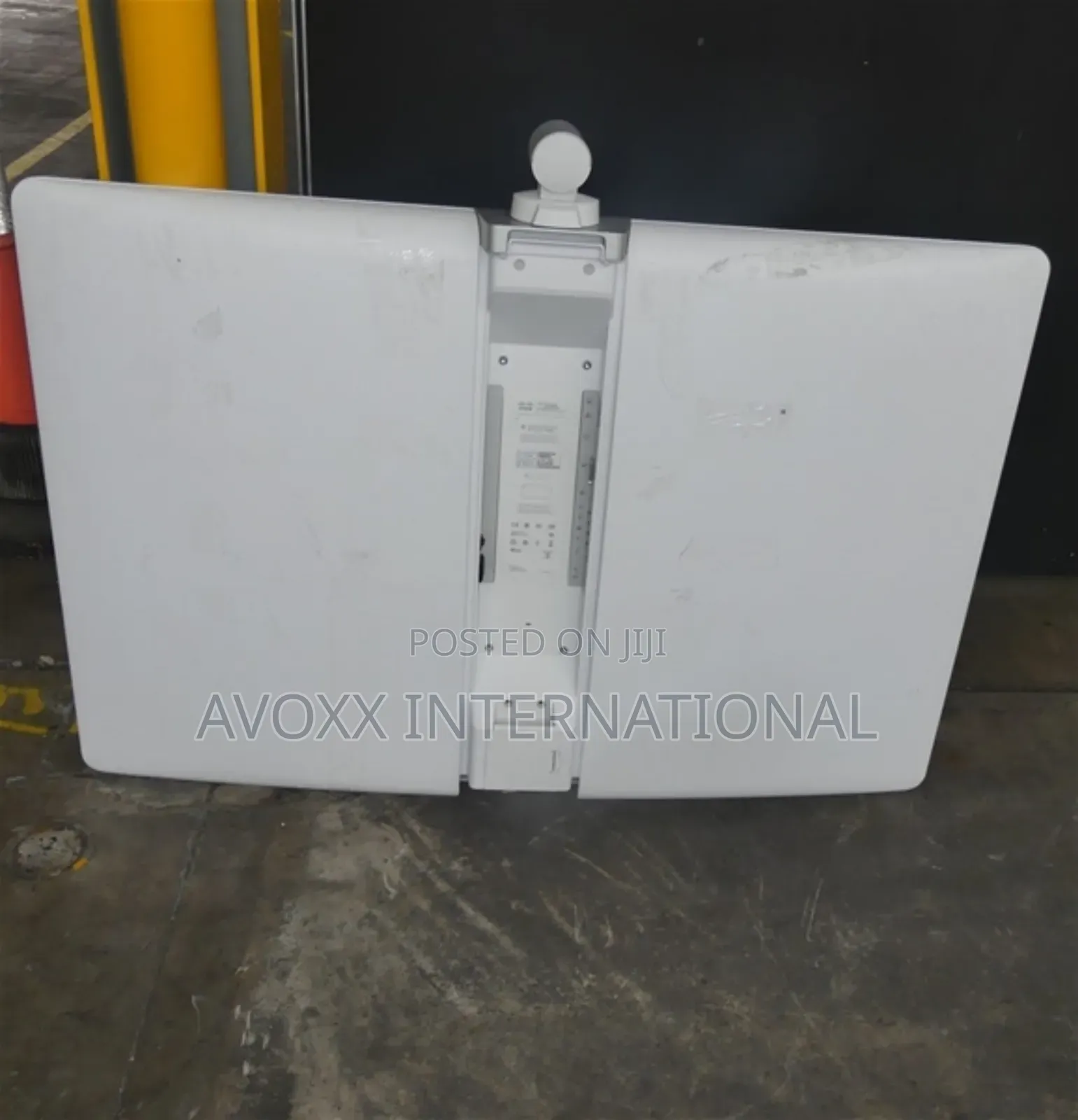 Cisco 55"TFT LCD Conferencing Monitor W/ High Definition Cam in Adenta ...