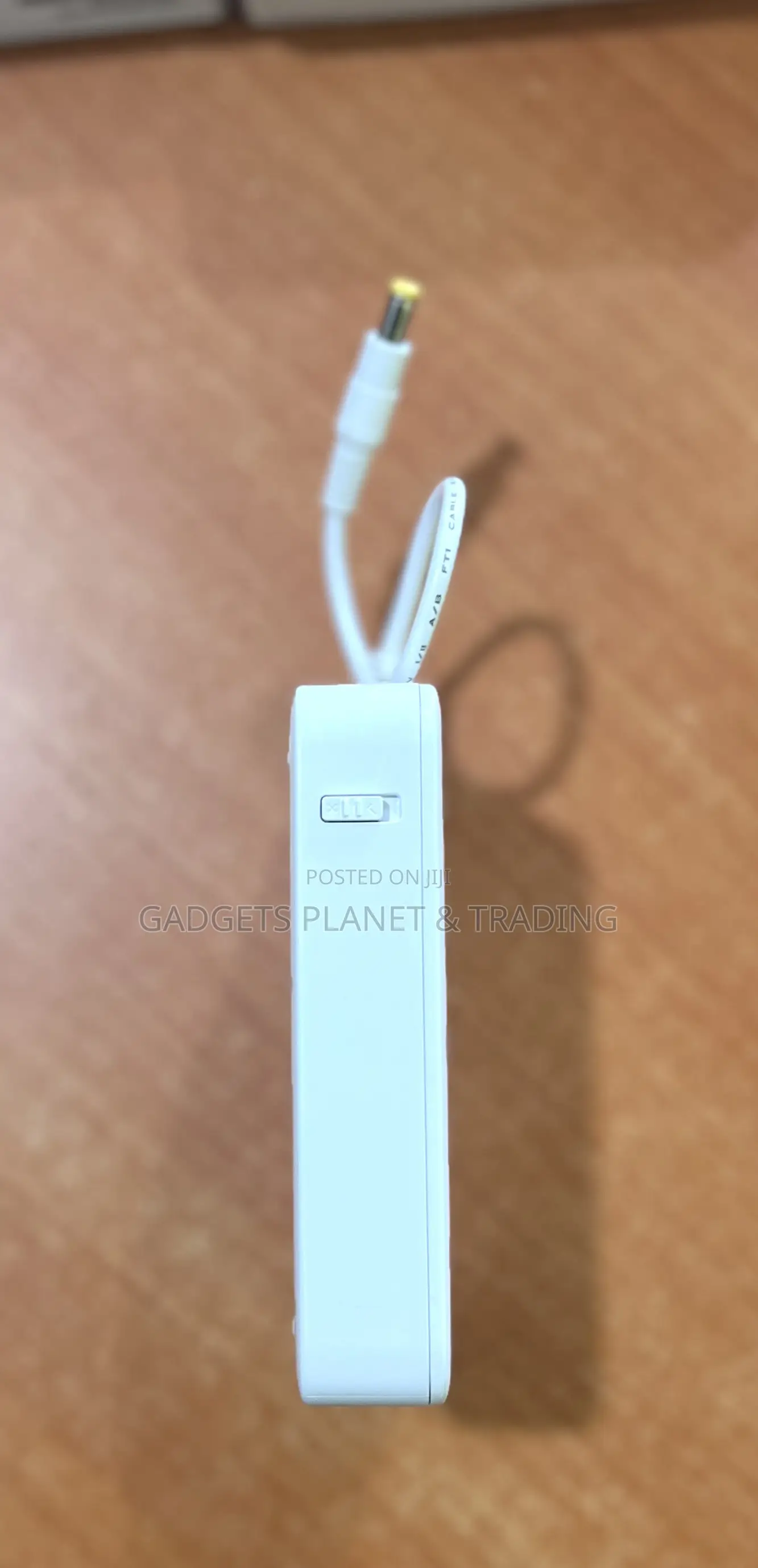 Uninterruptible Power Supply for Routers 12V 2A - ZLT UPS100 in ...