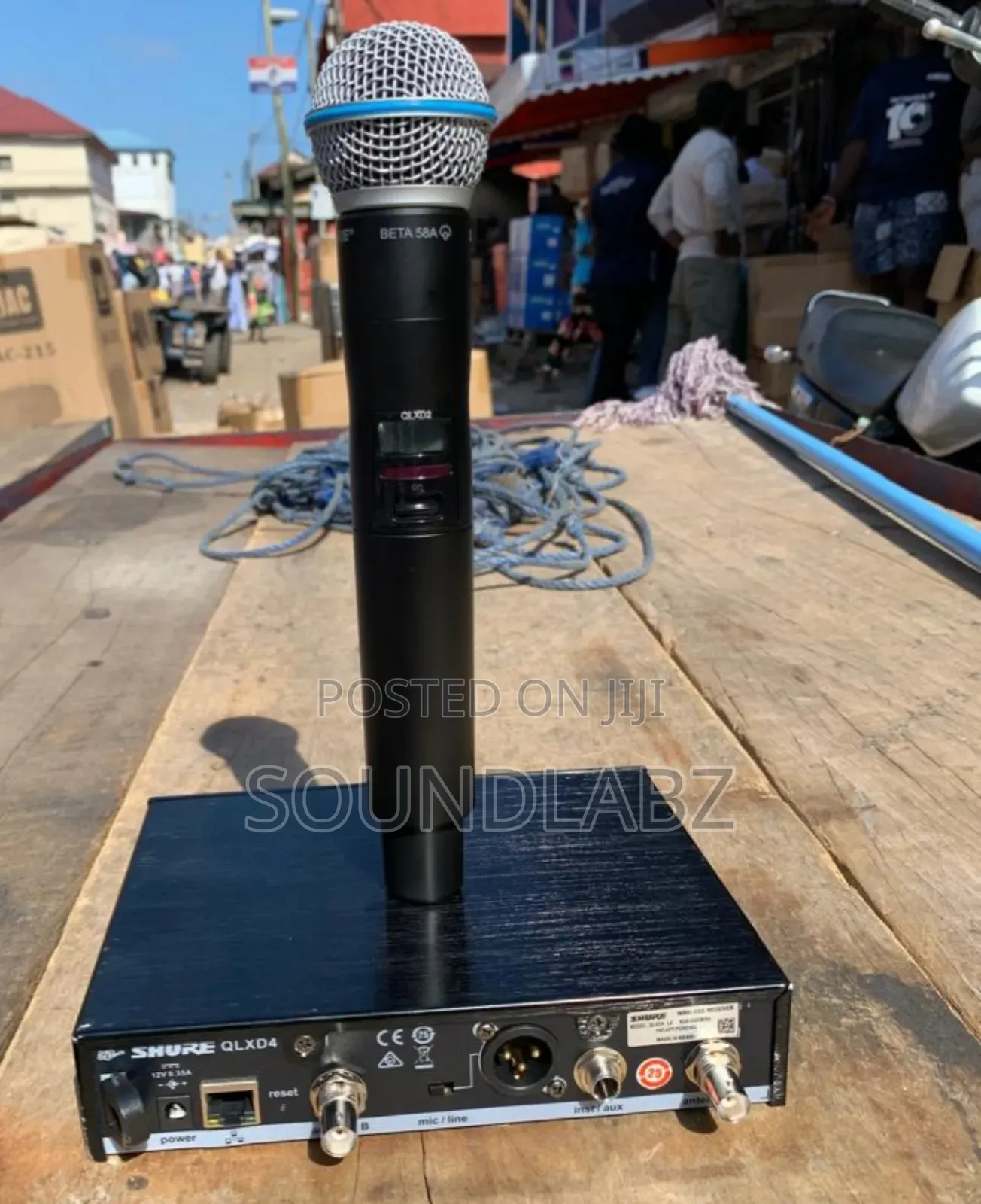 Shure QLX-D4 Digital High Quality Wireless Single Microphone for sale ...