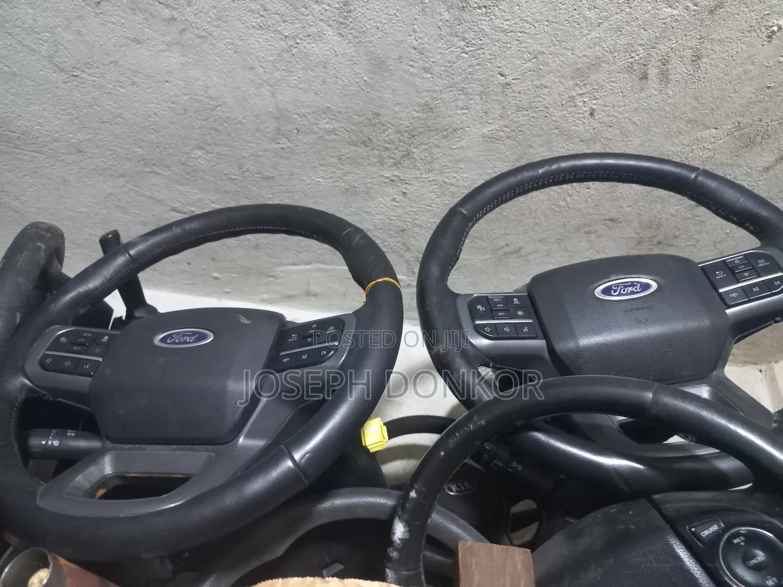 F150 Steering Wheel 2021,2022,2023,2024,2025 in Abossey Okai - Vehicle ...